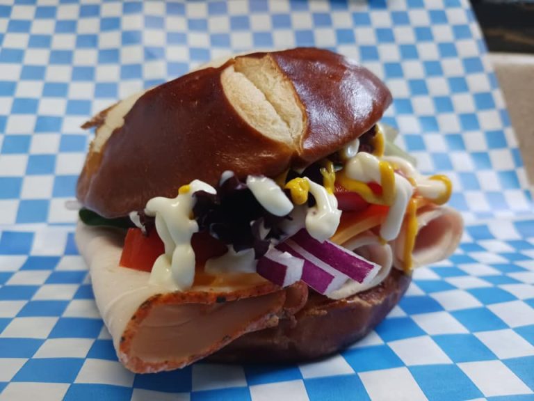 Lakeshore Food Guide - West Michigan Guides